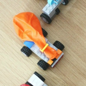 15 Awesome Balloon Science Experiments