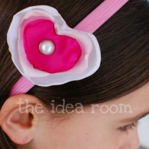 15 Valentine’s Day Hair Bow Crafts