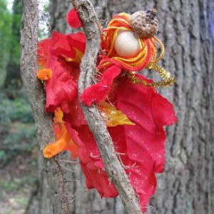 25 Fall Leaf Crafts for Preschoolers